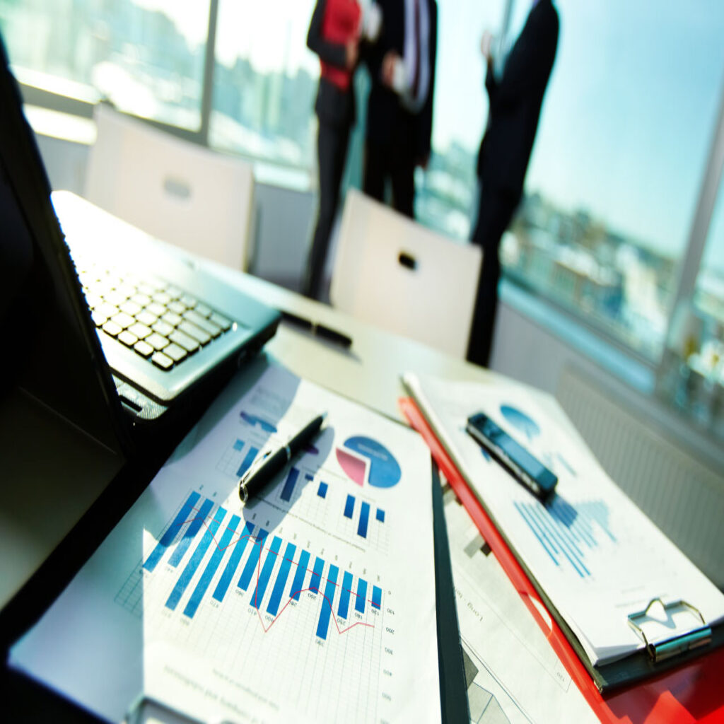 Sales Tips for Small Business Owners & Small Business Saturday | Sales ...